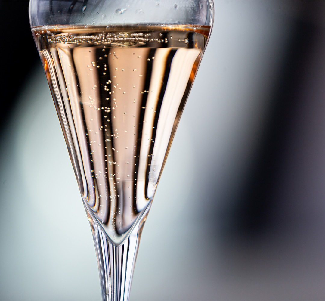 SIlver-Reign-Rose-Specs – Silverhand Estate